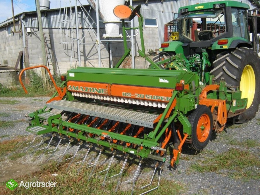 Amazone D8 SUPER + KE303 - 2003 Kujawsko-pomorskie • Agrotrader.pl