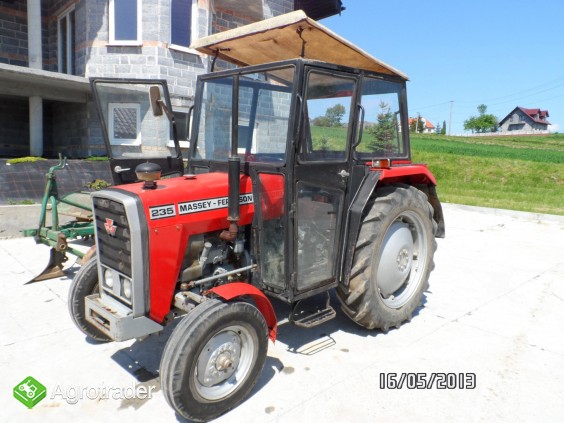 Massey Ferguson 235 - 1983 Kraków • Agrotrader.pl